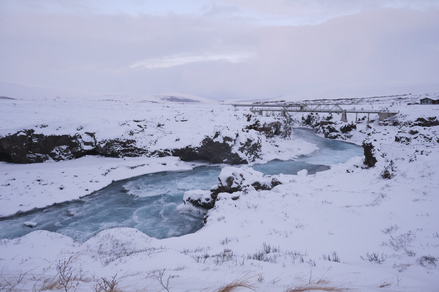 众神瀑布，美到窒息 – An Admirable Pro